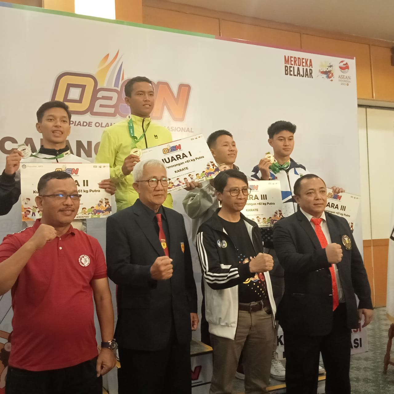 Siswa dan Siswi SMA Sumut Ukir Prestasi di O2SN 2023 – Metro Pena